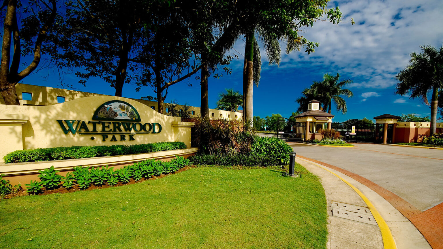 Playa Calatagan – Landco Pacific Corporation